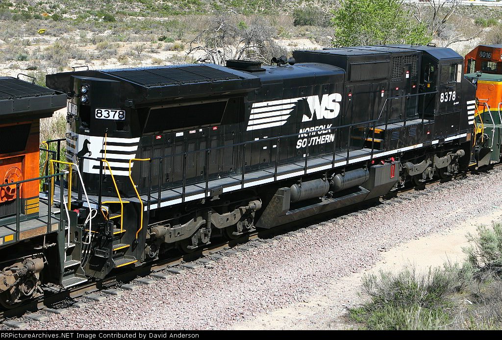 NS 8378